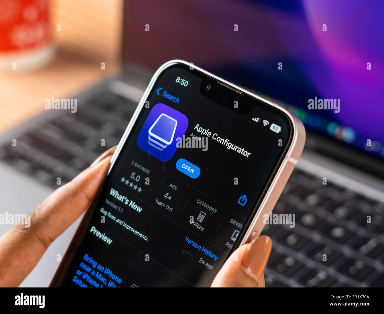 Apple configurator logo hi-res stock photography and images - Alamy