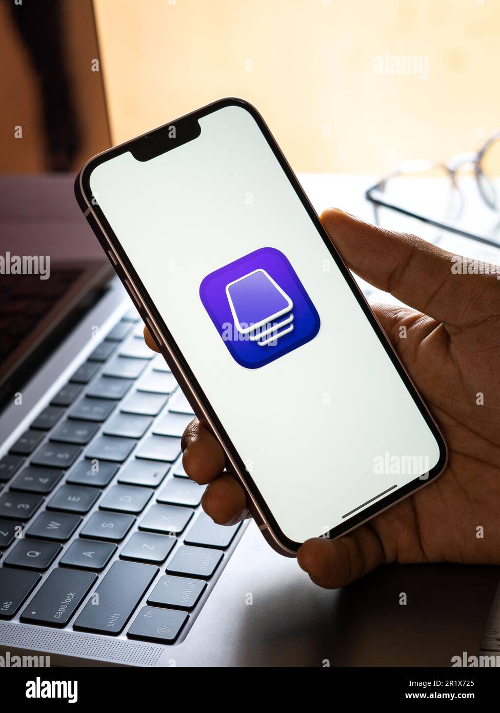 Apple configurator logo hi-res stock photography and images - Alamy