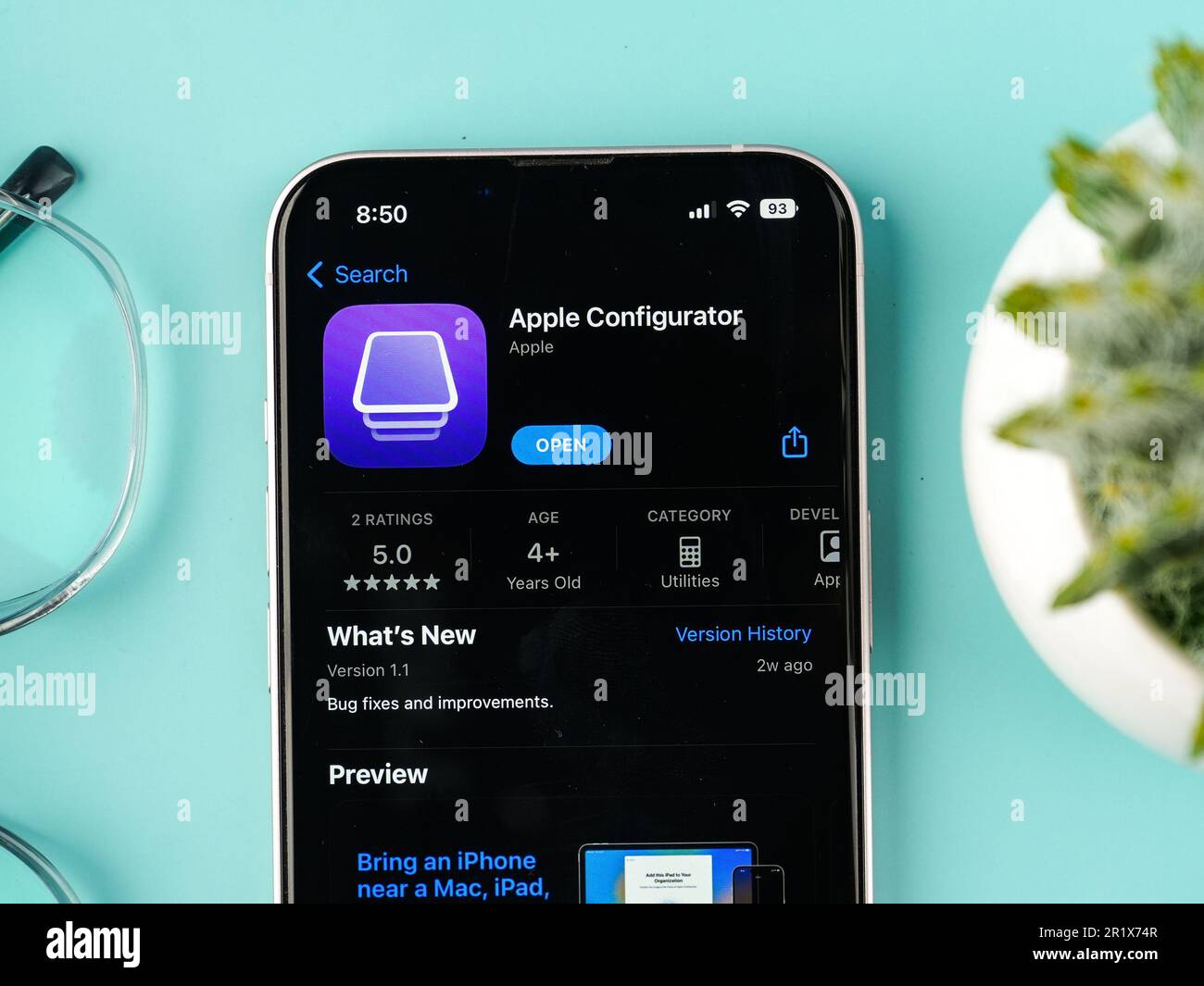 Apple configurator logo hi-res stock photography and images - Alamy