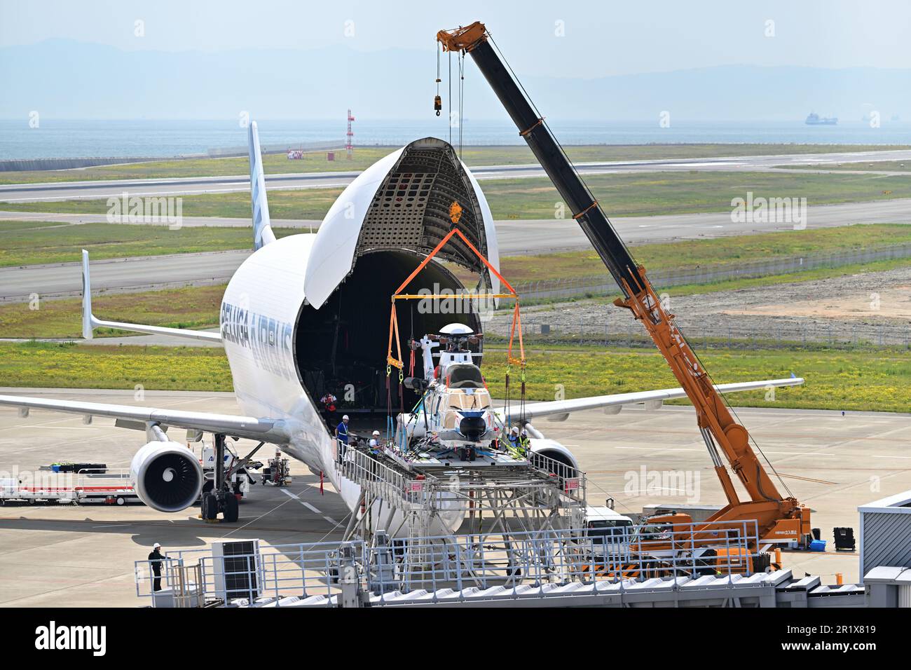 Airbus h225 hi-res stock photography and images - Alamy