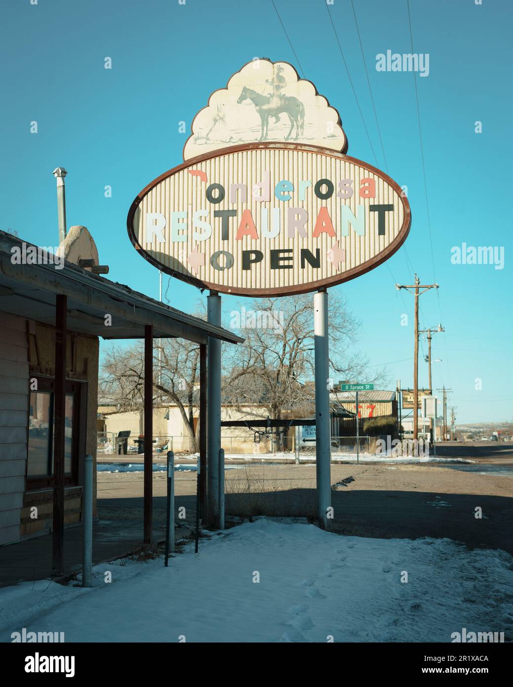 Old restaurant in new mexico hi-res stock photography and images - Alamy