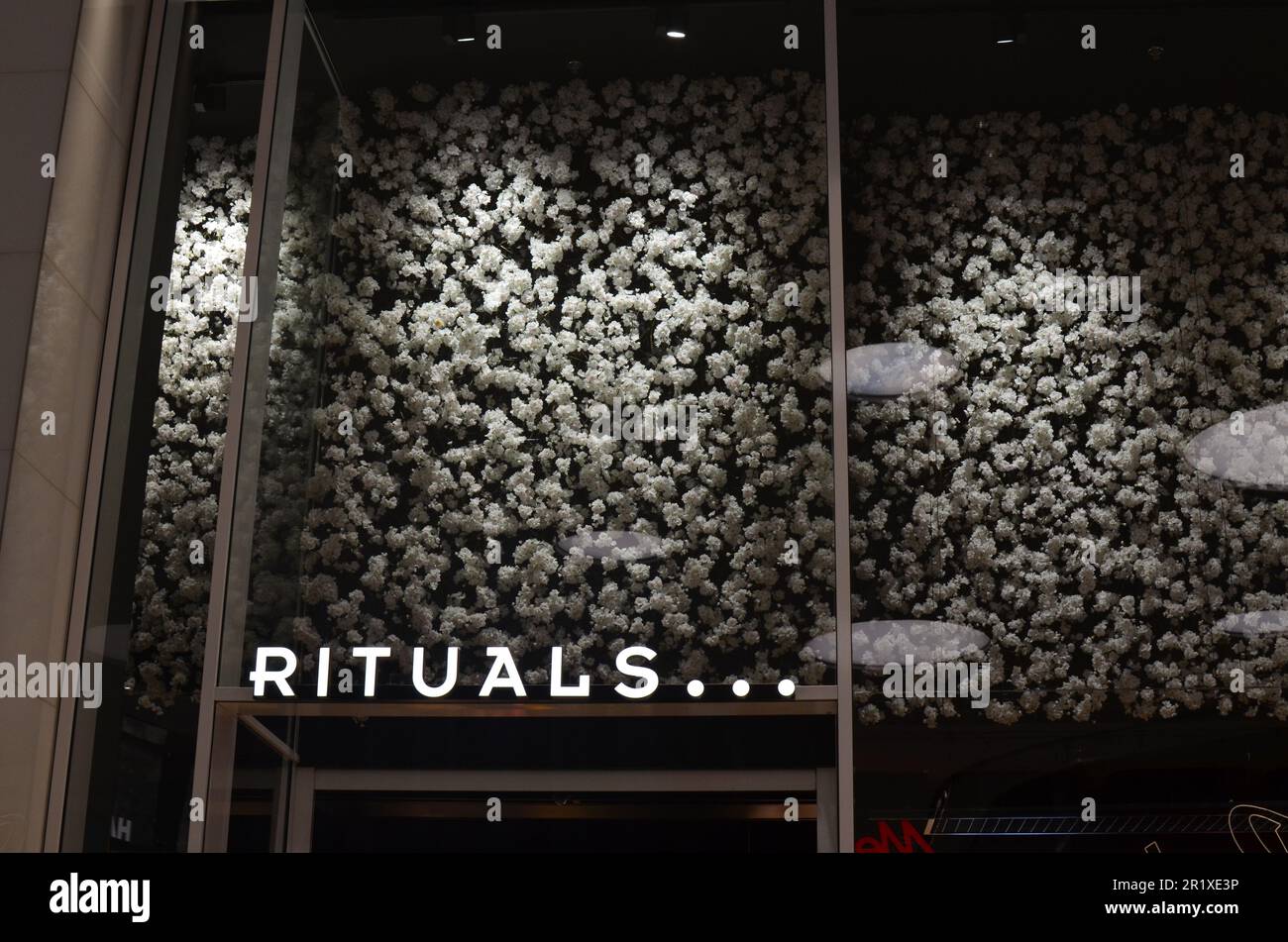 Rituals logo hi-res stock photography and images - Alamy