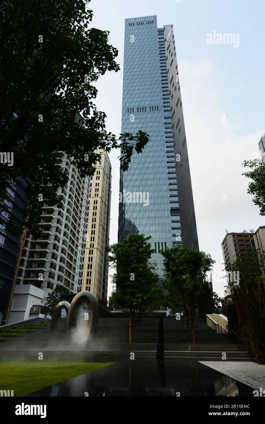 One City Center building on Phloen Chit Road, Bangkok, Thailand Stock ...