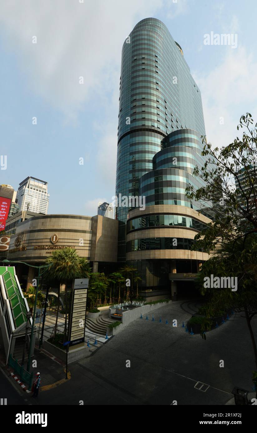 The President Tower and the Intercontinental hotel on Phloen Chit Road ...