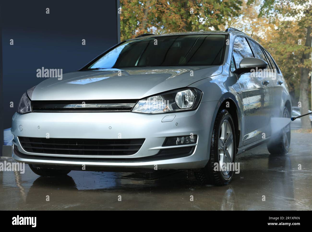 Car washed powerful jet pressure hi-res stock photography and images ...