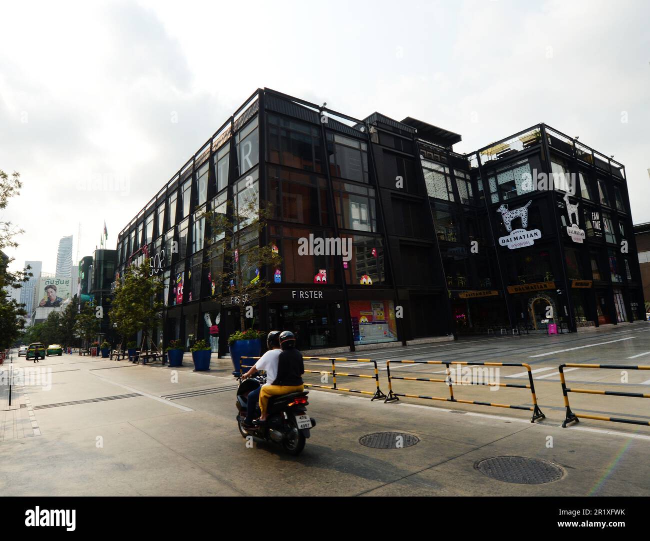 Firster siam square hi-res stock photography and images - Alamy