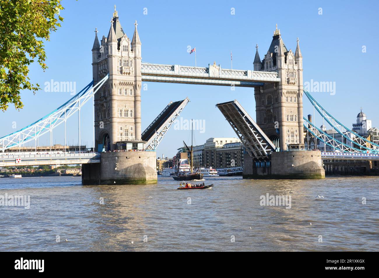 A scenic view of Tower Bridge crossing the river in London, England ...