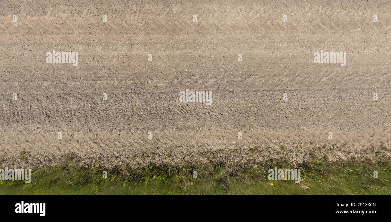 Tyre dust grass hi-res stock photography and images - Alamy