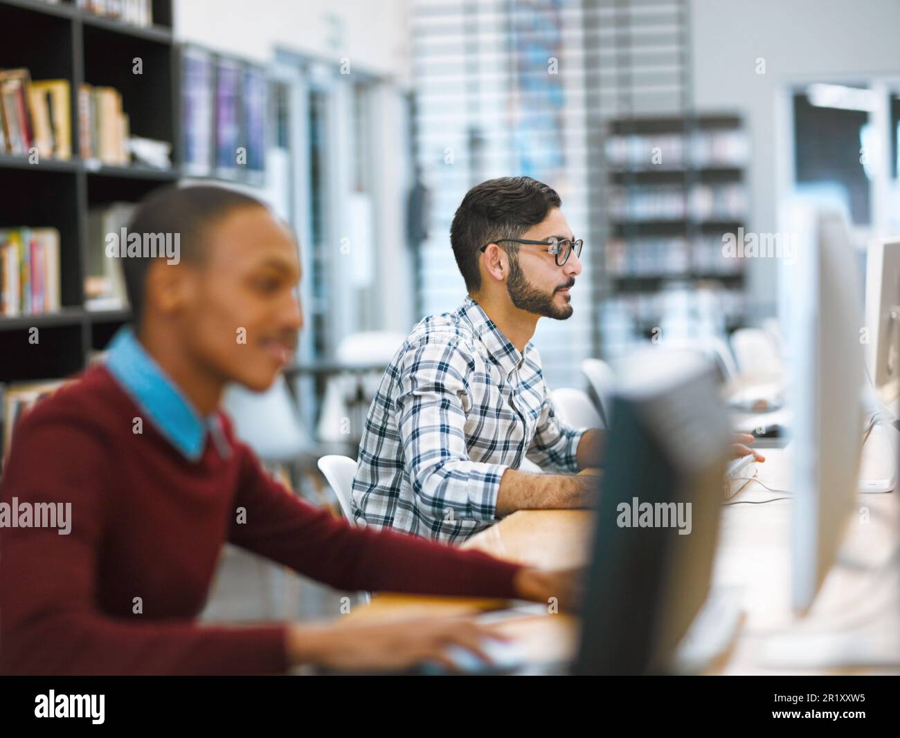 Computer course students diversity hi-res stock photography and images ...