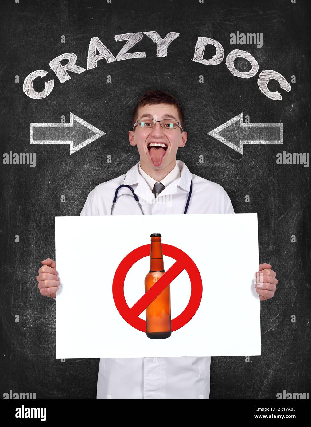 crazy doctor holding poster with stop alcohol symbol Stock Photo - Alamy