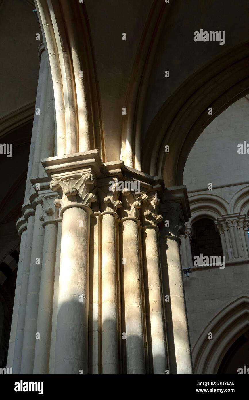 Sun light columns hi-res stock photography and images - Alamy