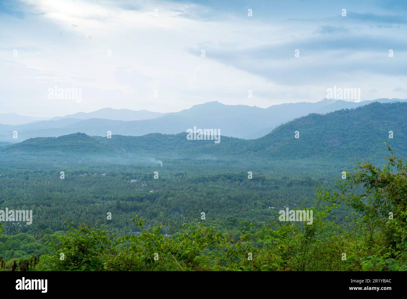 Kolukkumalai range hi-res stock photography and images - Alamy