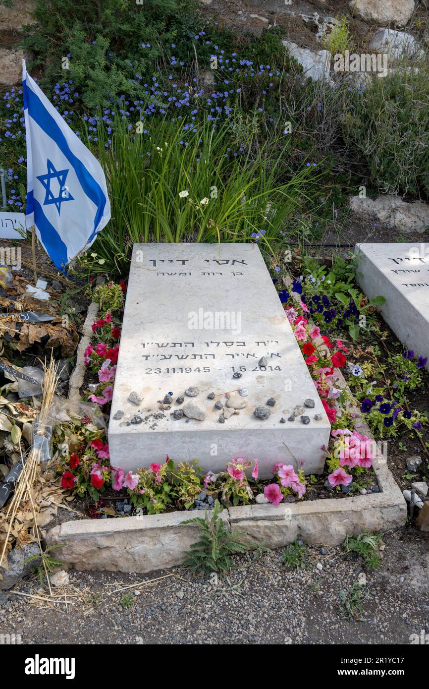 Asi dayan hi-res stock photography and images - Alamy