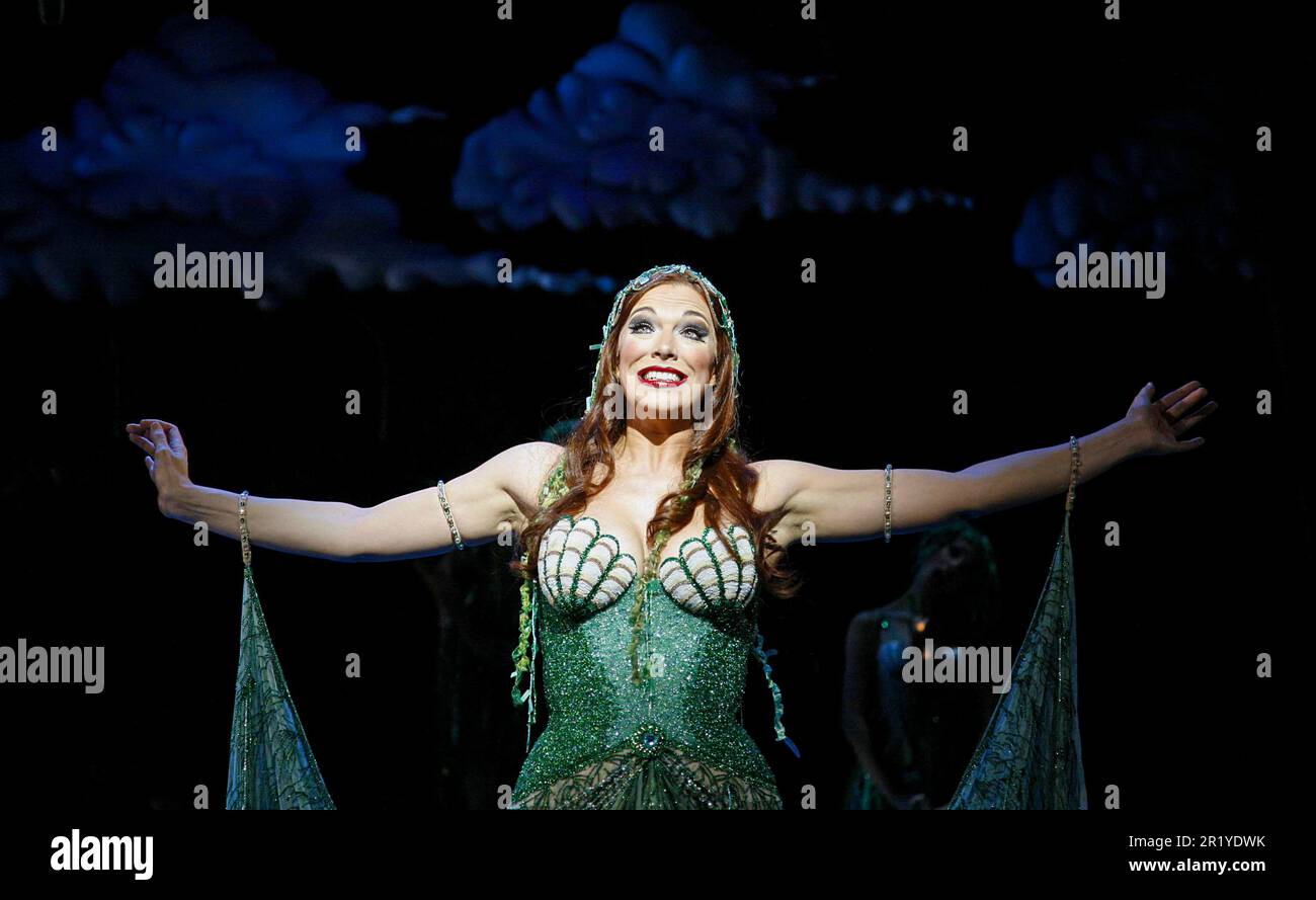 Hannah Waddingham (The Lady of the Lake) in Monty Python's SPAMALOT at ...