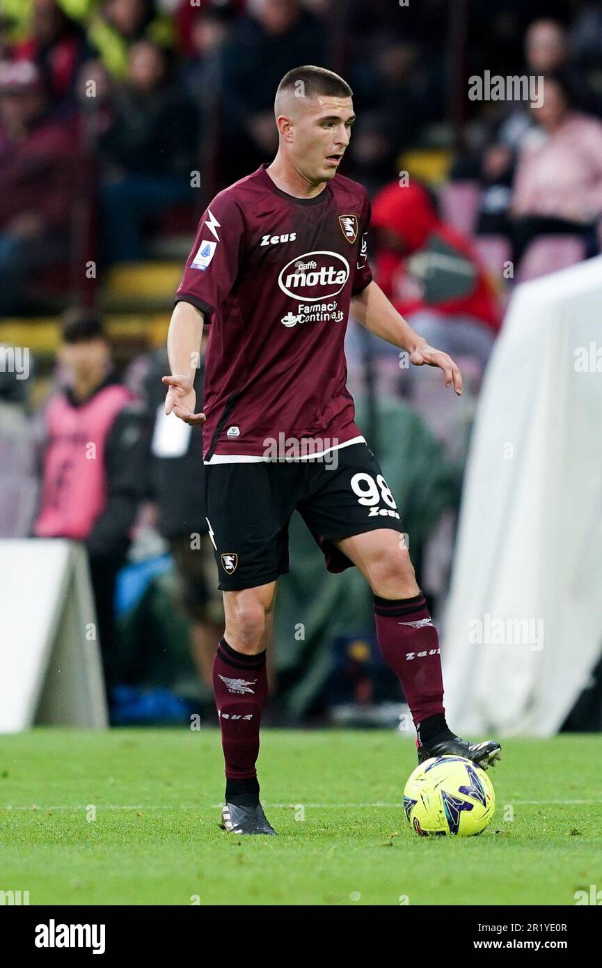 Lorenzo Pirola of US Salernitana during the Serie A match between US ...