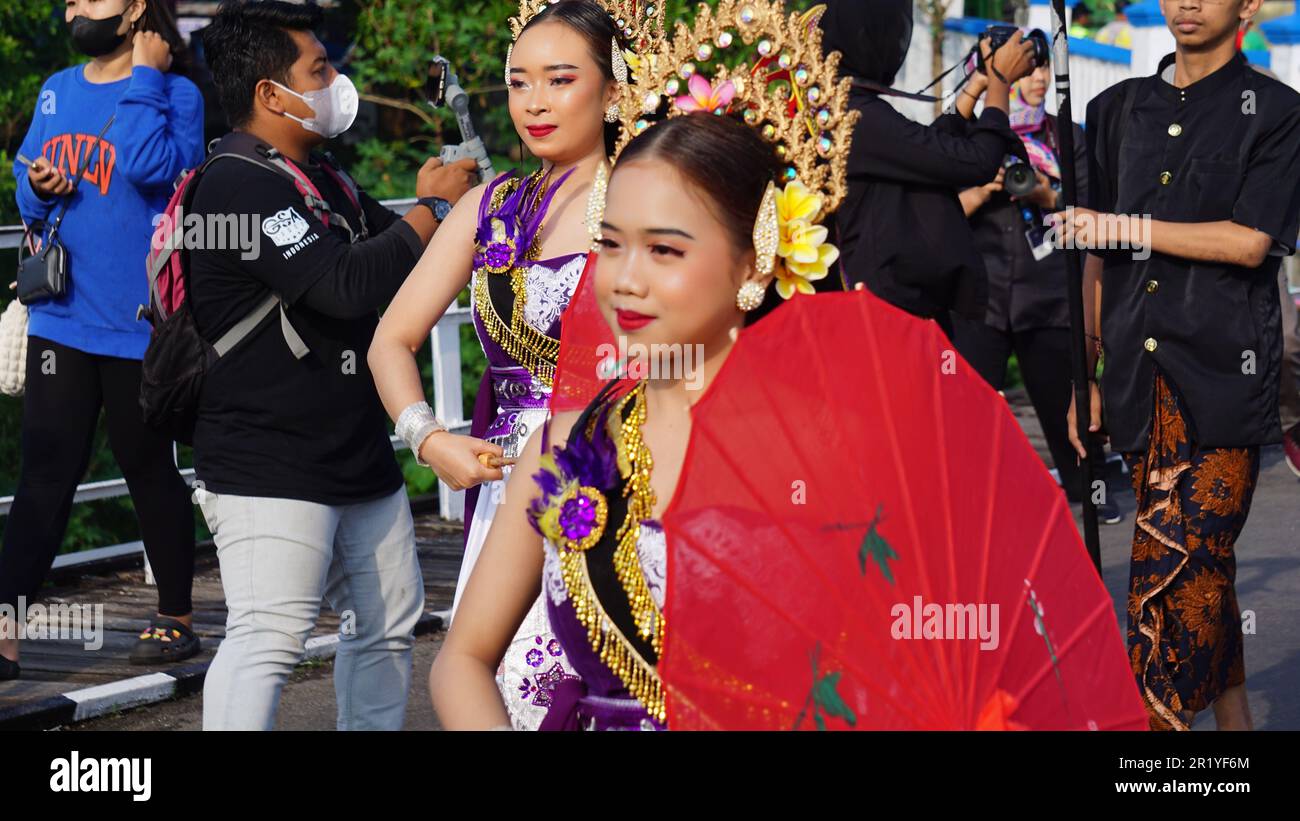 Anniversary of Jembatan Brug Over den Brantas te Kediri. This bridge is ...