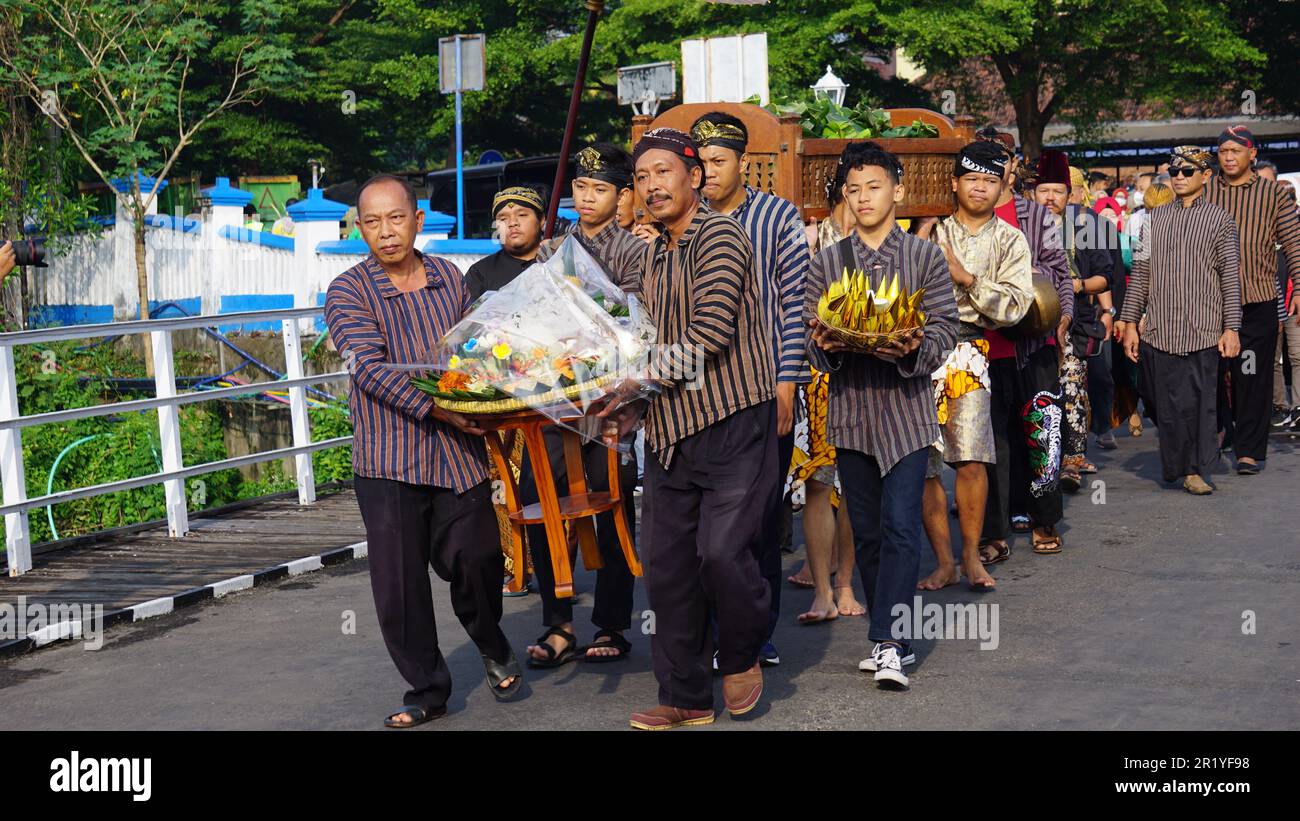 Anniversary of Jembatan Brug Over den Brantas te Kediri. This bridge is ...