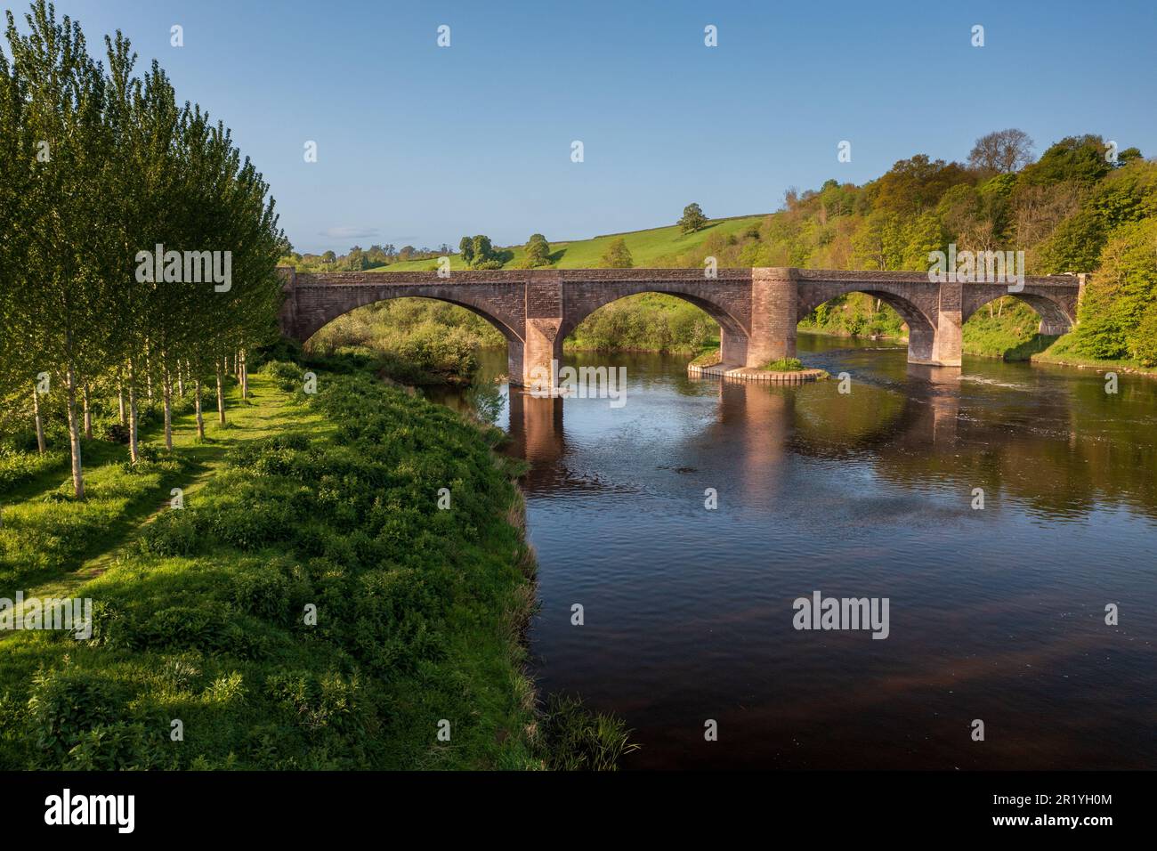 Ladykirk and Norham Bridge crossing the River Tweed on the lower ...