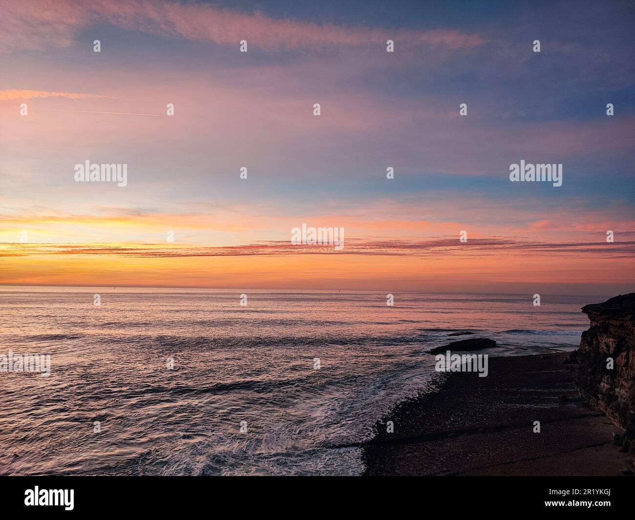 The sunset colours hi-res stock photography and images - Alamy