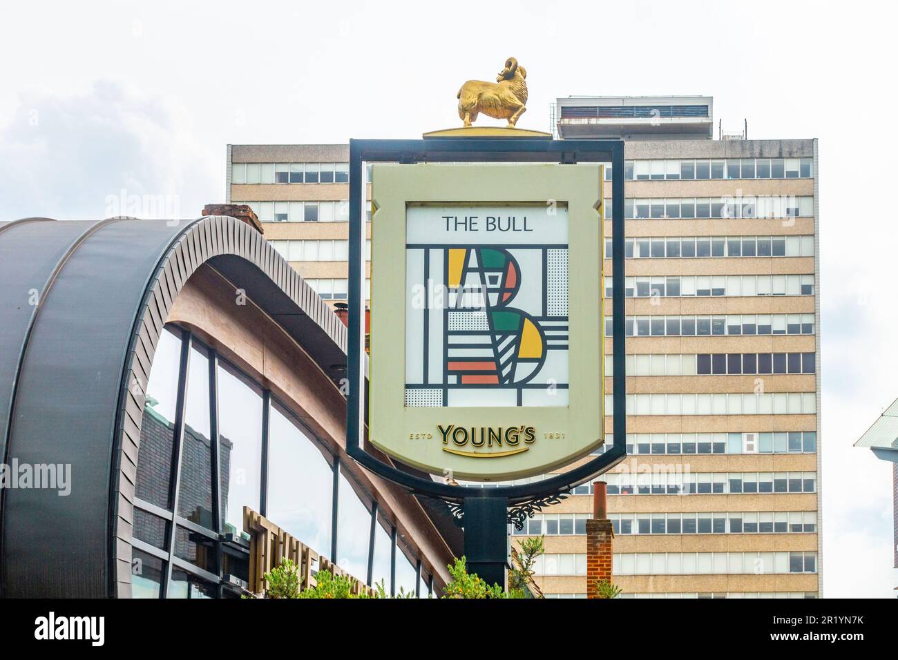 A pub sign outside The Bull pub in Bracknell, UK Stock Photo - Alamy