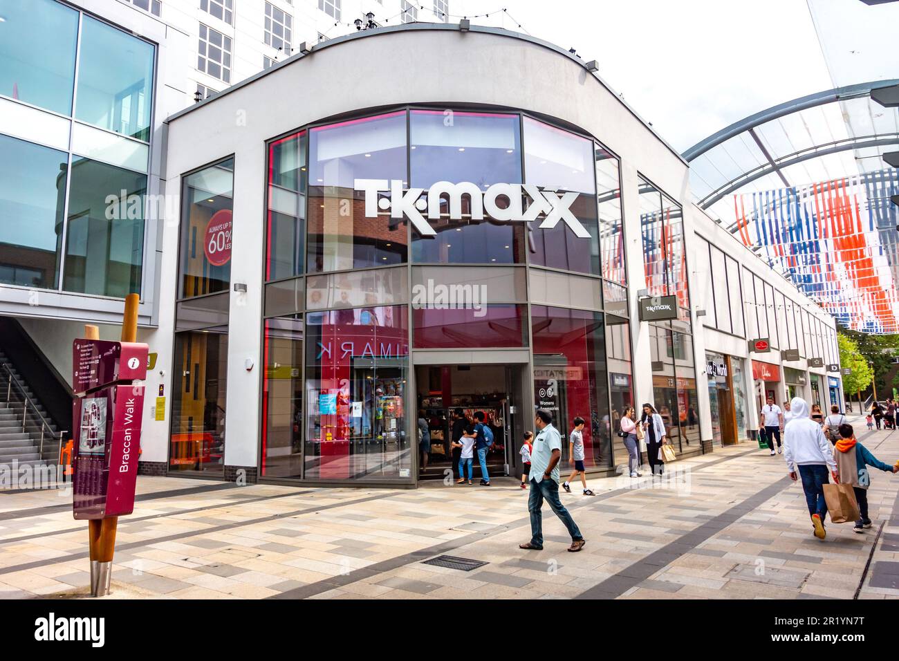 Bracan walk hi-res stock photography and images - Alamy