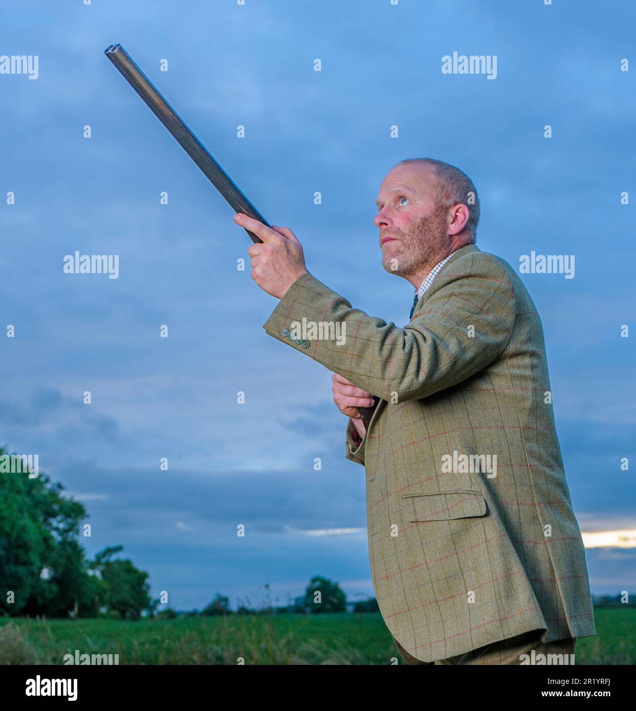 Man in an expensive suit uk hi-res stock photography and images - Alamy