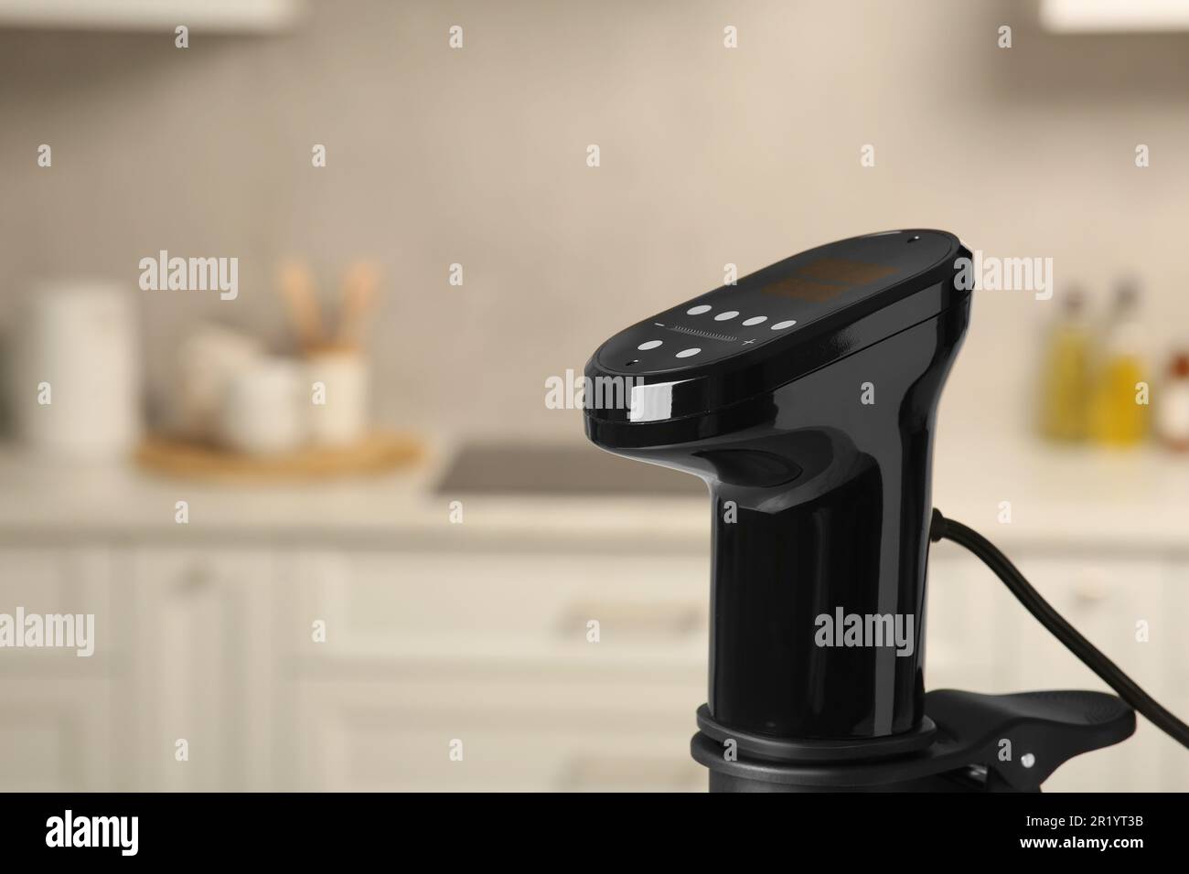 Sous vide immersion circulator hi-res stock photography and images - Alamy