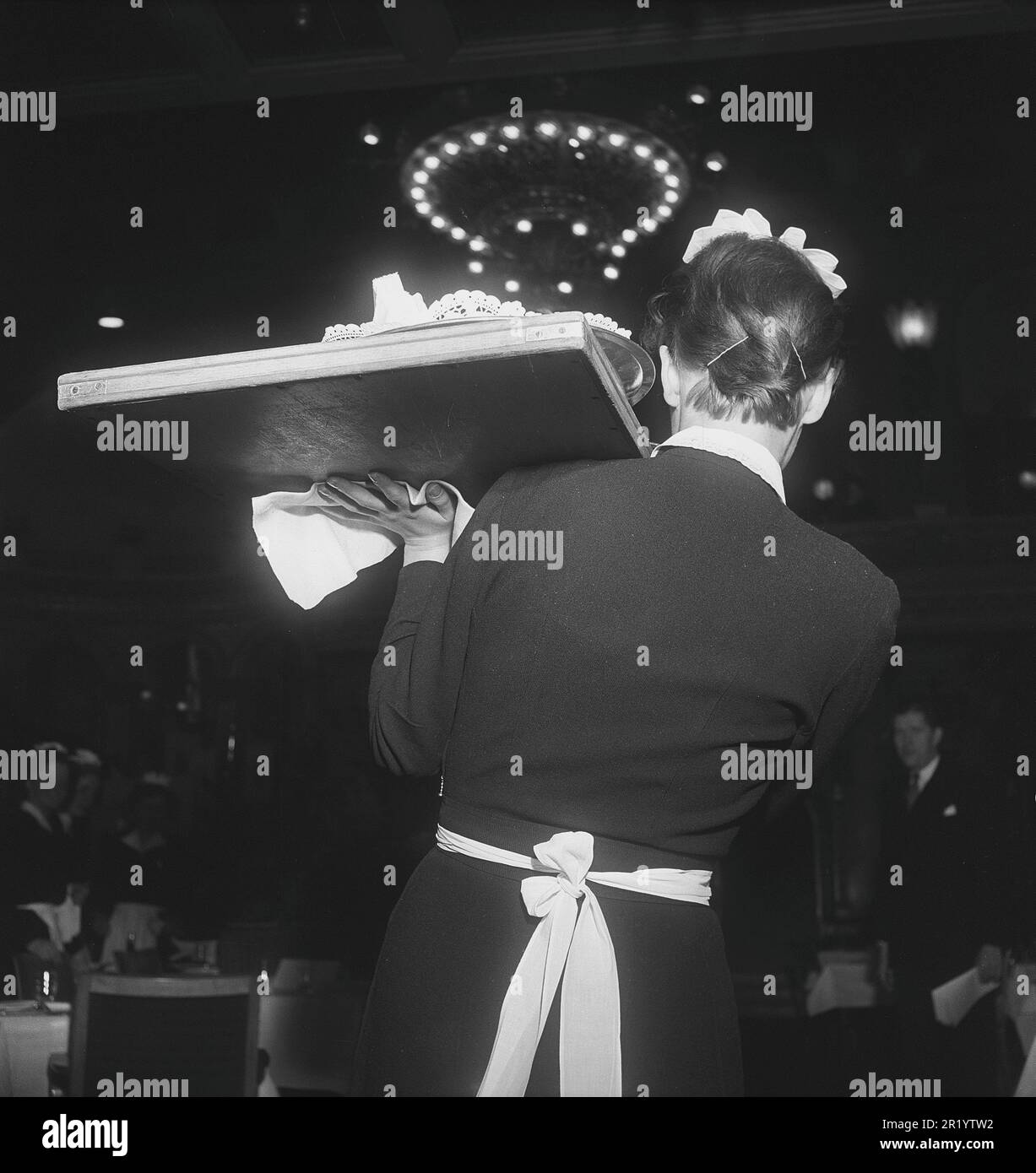 1950s waitress holding tray hi-res stock photography and images - Alamy