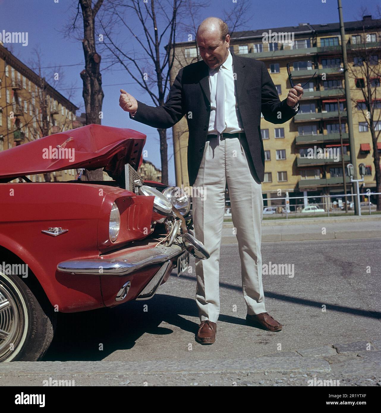 1960s car traffic hi-res stock photography and images - Alamy