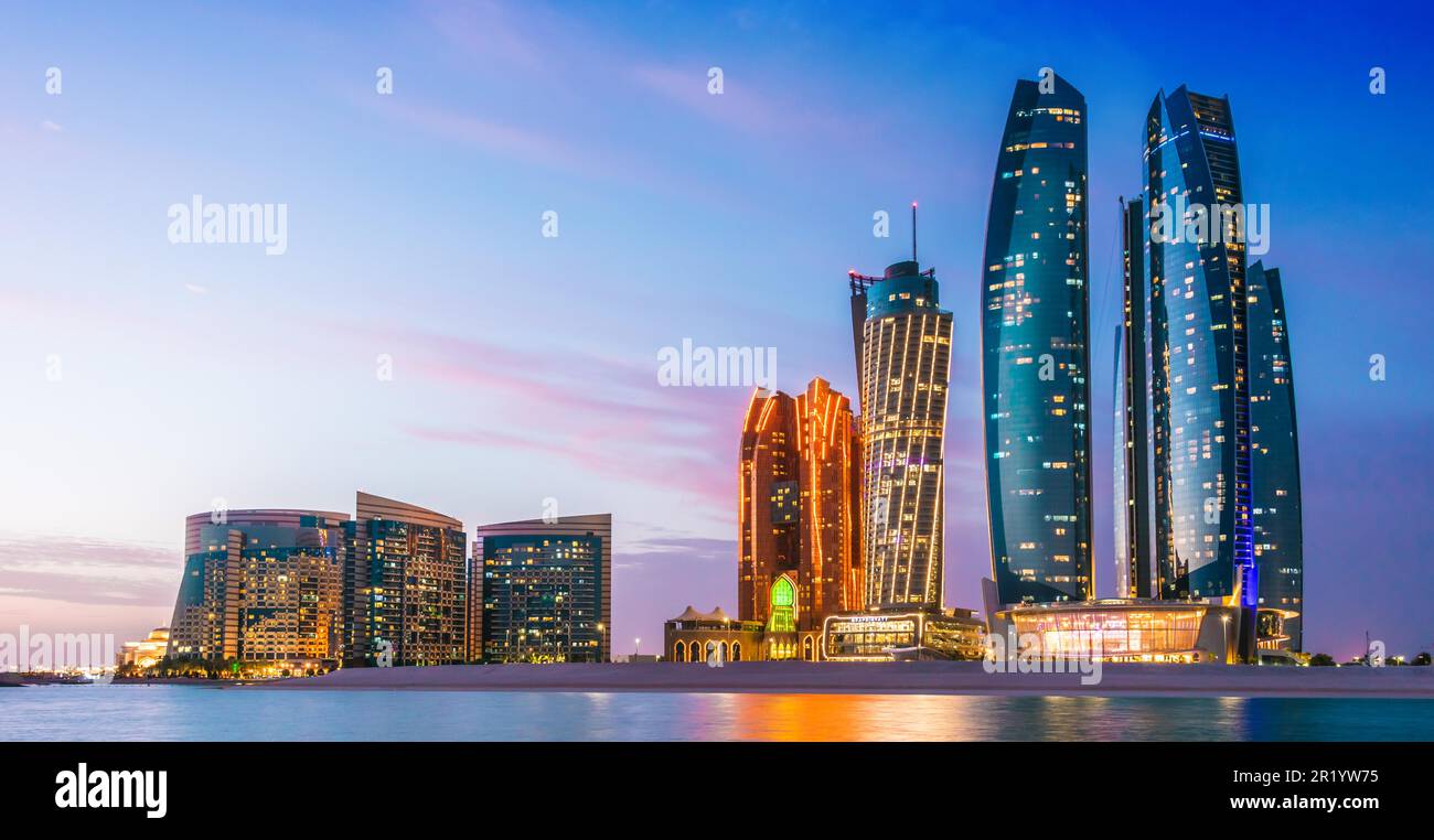 Sky and sun towers abu dhabi hi-res stock photography and images - Alamy