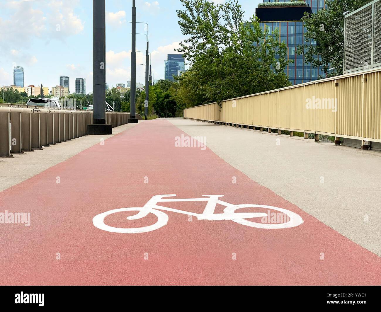 Ecological bridge design hi-res stock photography and images - Alamy