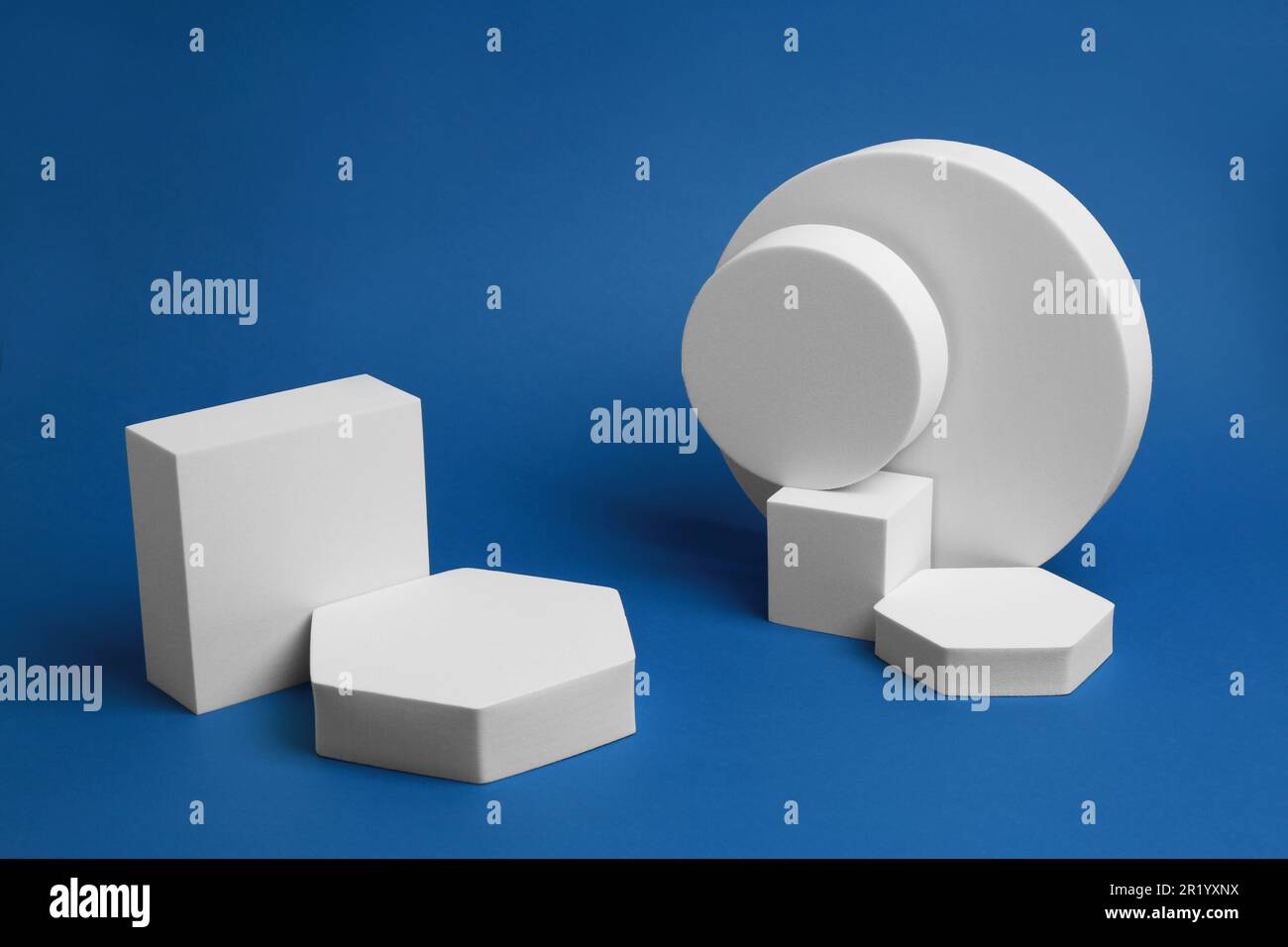Product photography props. Podiums of different geometric shapes on ...