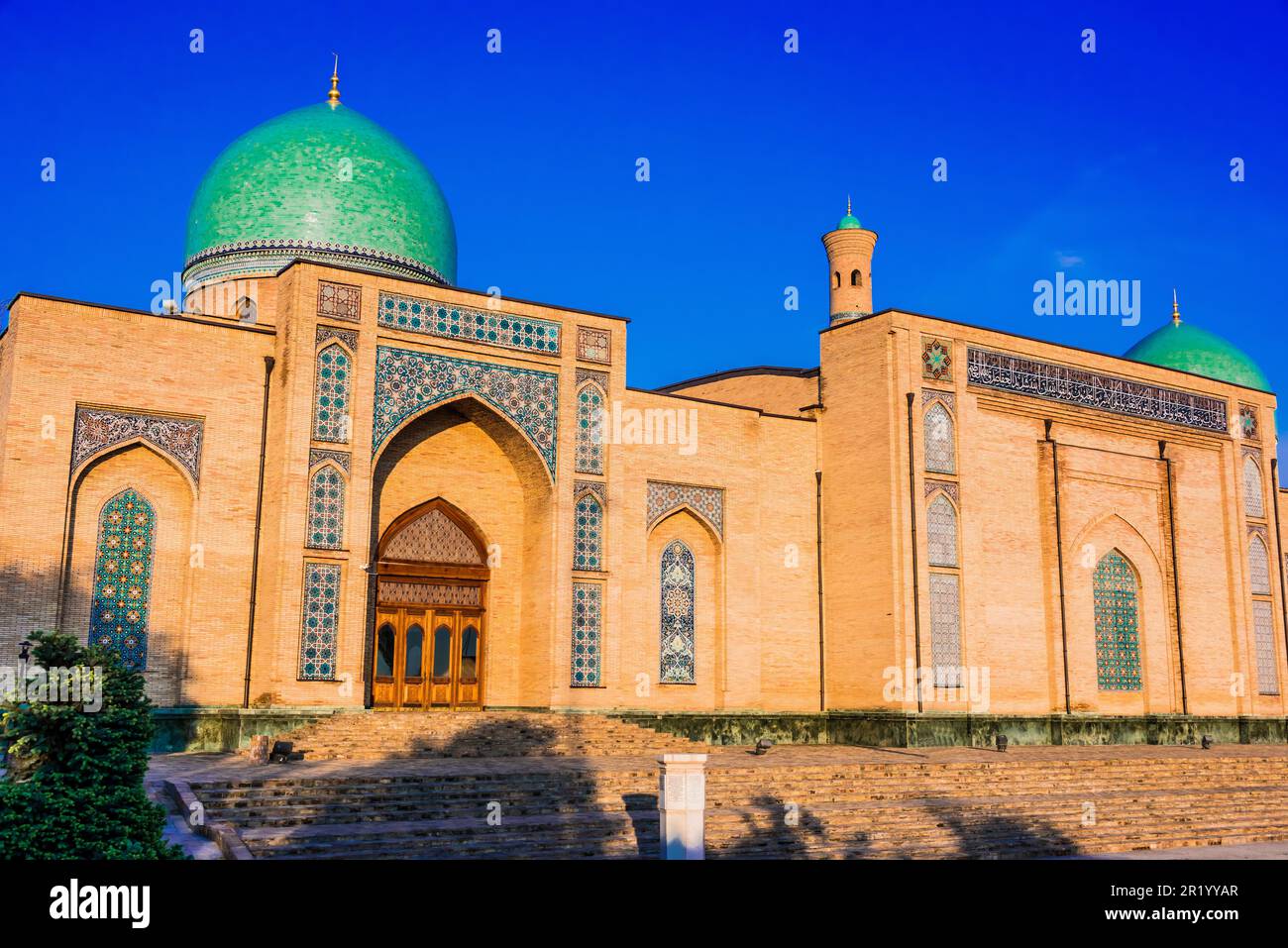 Khast Imam Square, major tourist destination in Tashkent, Uzbekistan ...