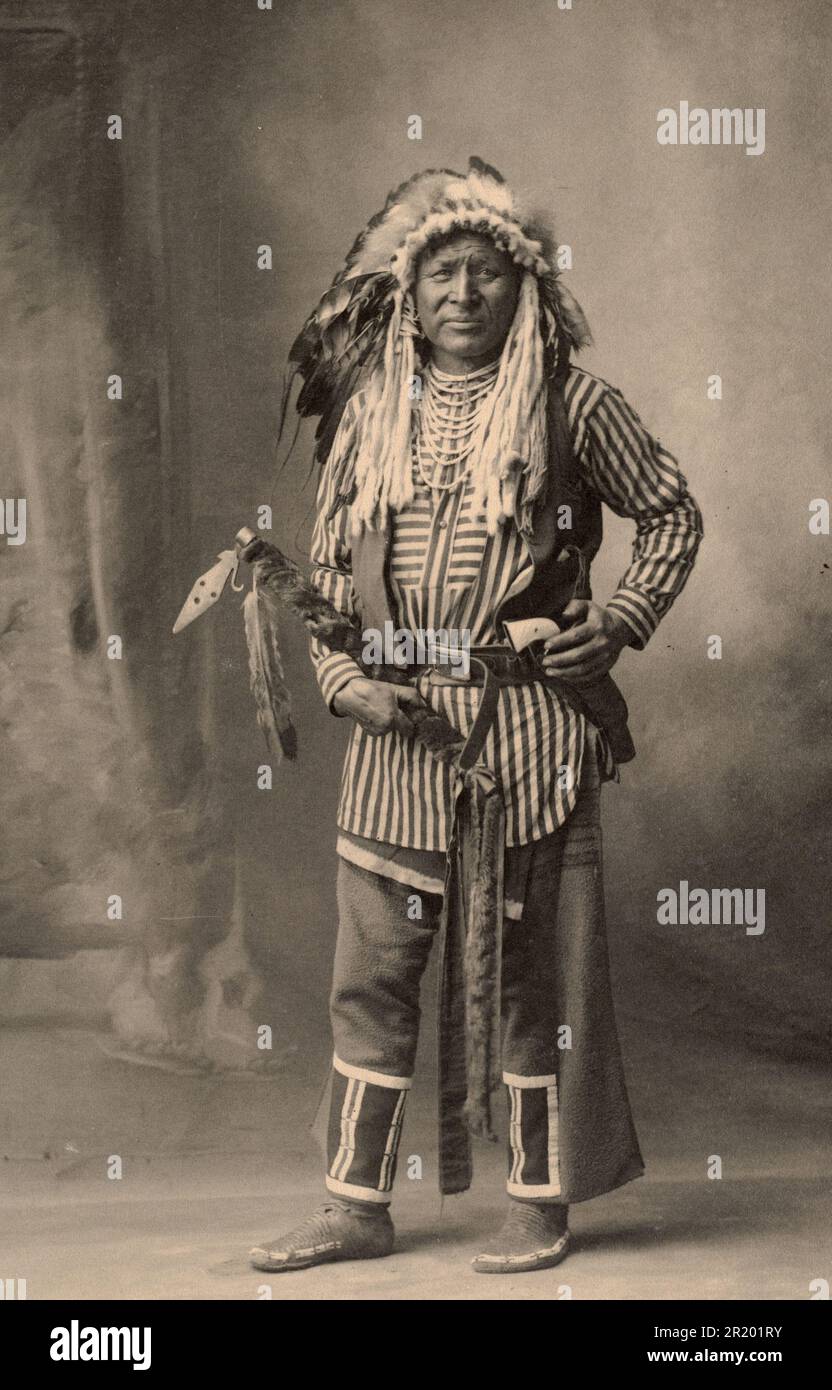 American indian tribe hi-res stock photography and images - Alamy