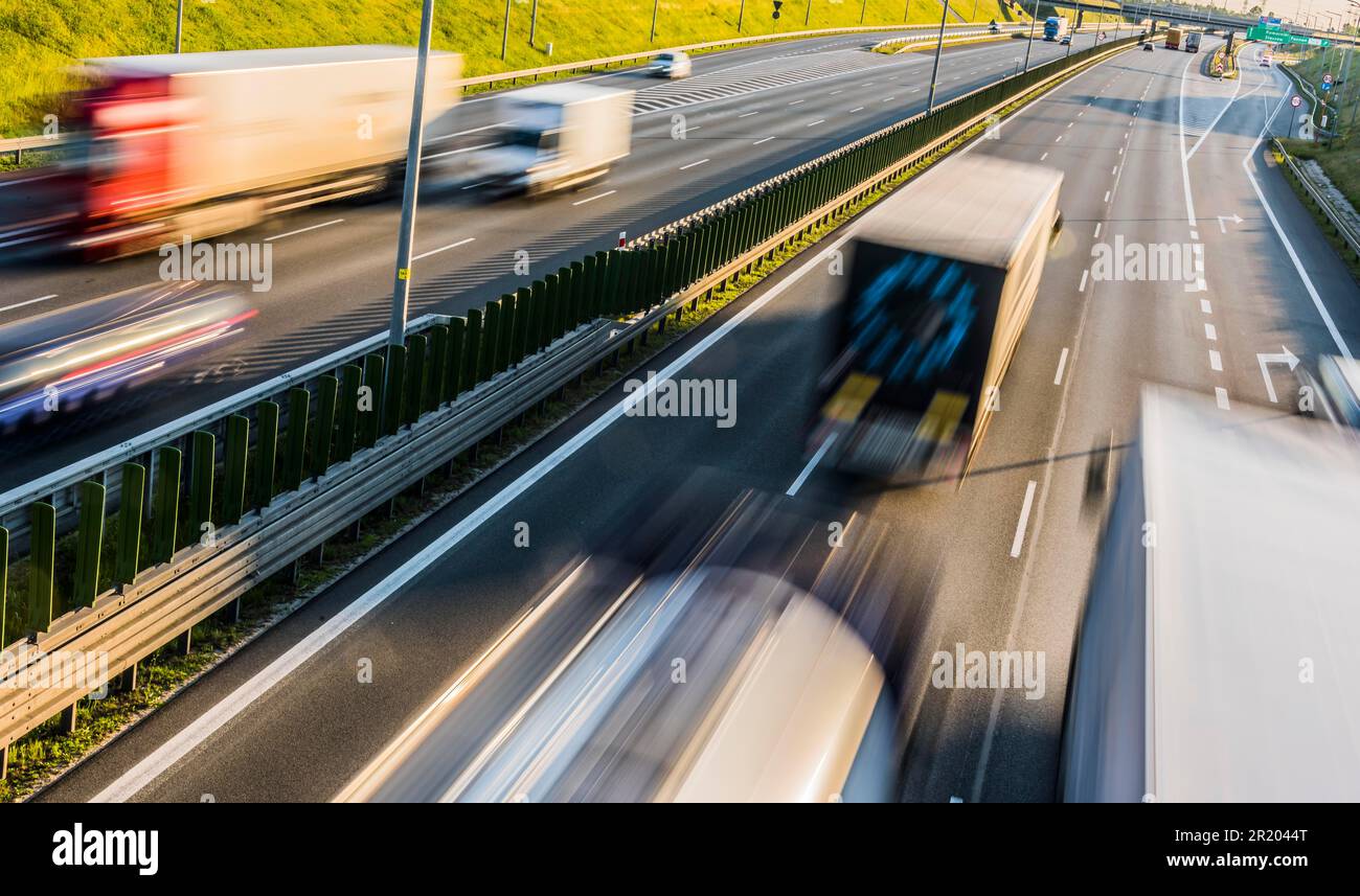Six lane controlled access highway hi-res stock photography and images ...