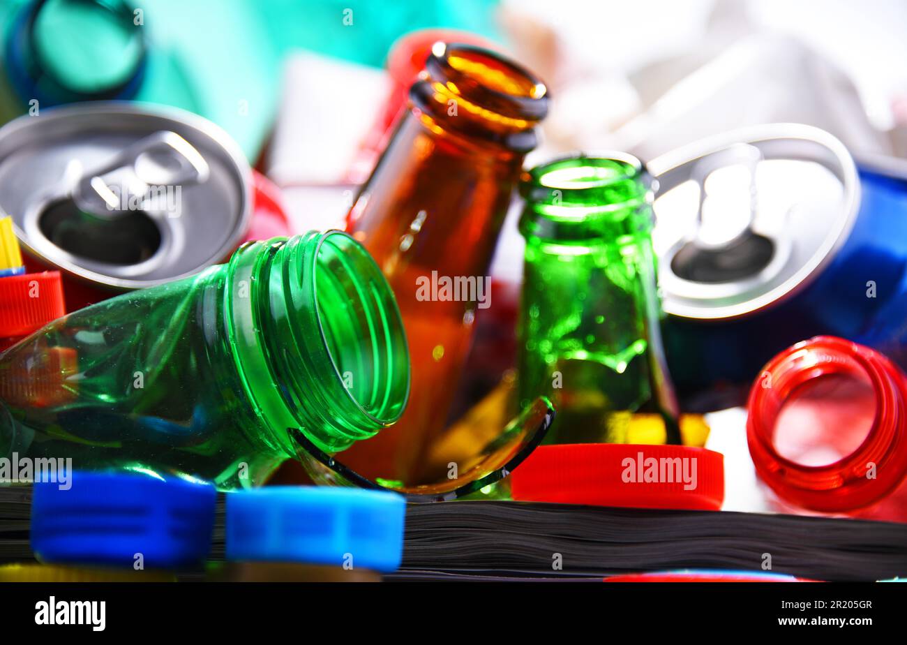 Recyclable garbage consisting of glass, plastic, metal and paper Stock ...