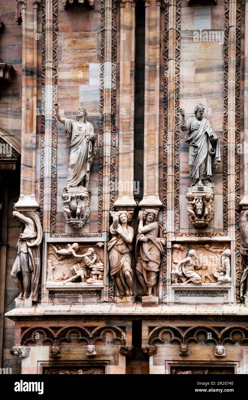 Bas reliefs on the Cathedral of Milan, Italy Stock Photo - Alamy