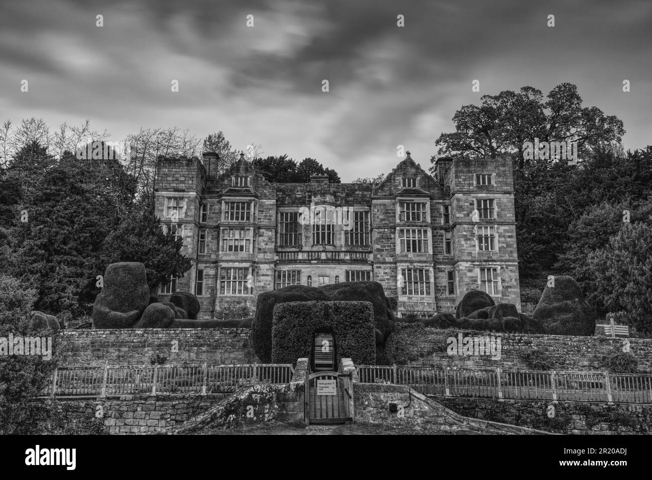 Fountains hall north yorkshire hi-res stock photography and images - Alamy