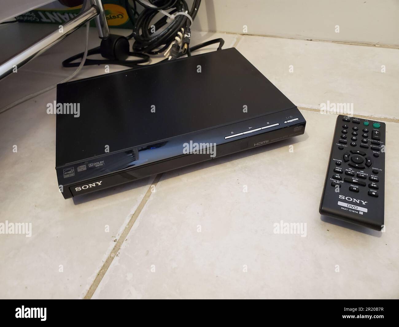 Dvd logos hi-res stock photography and images - Alamy