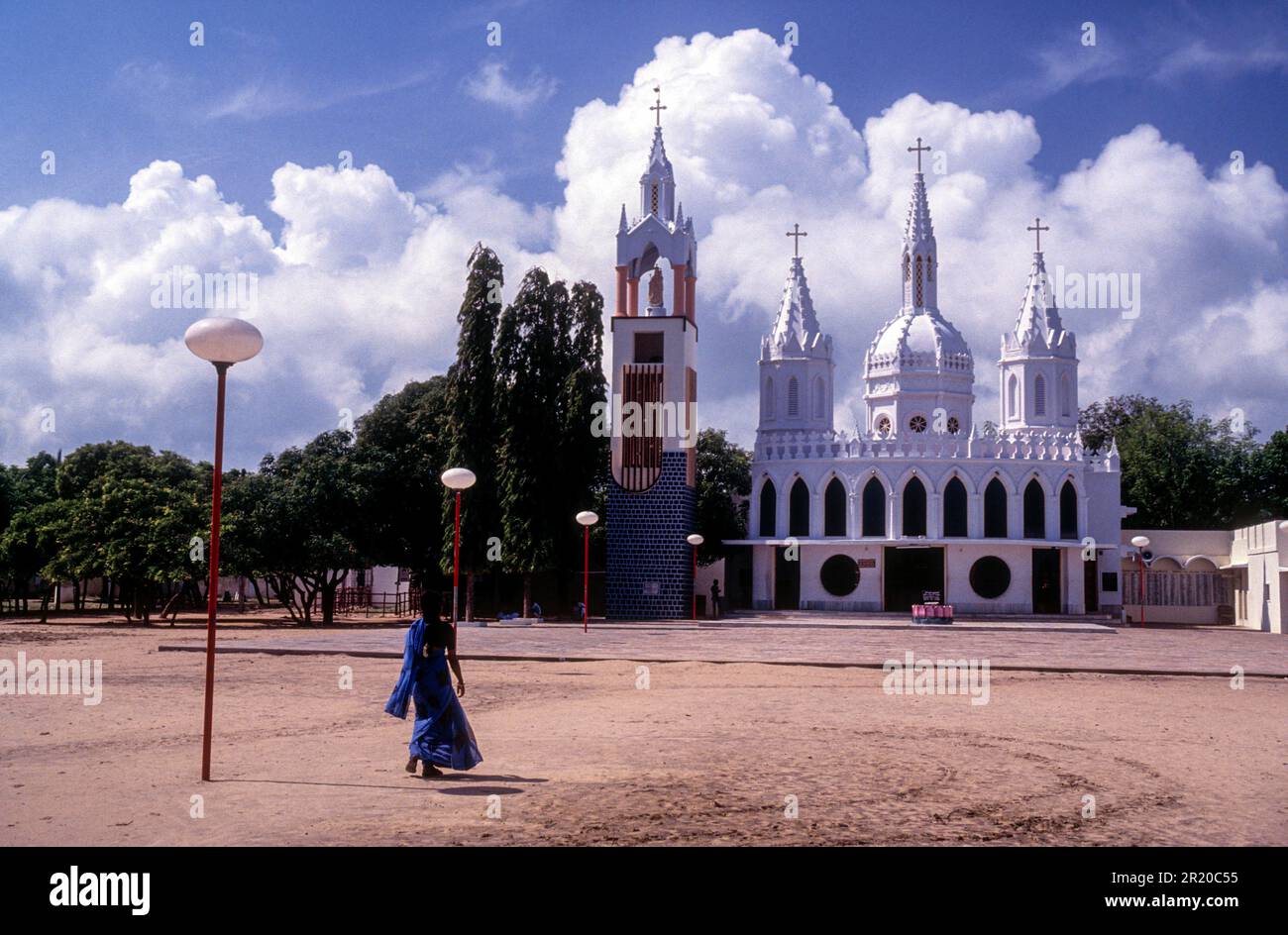 Matha Kulam, where Virgin Mary appaered first in Velankanni Velanganni ...