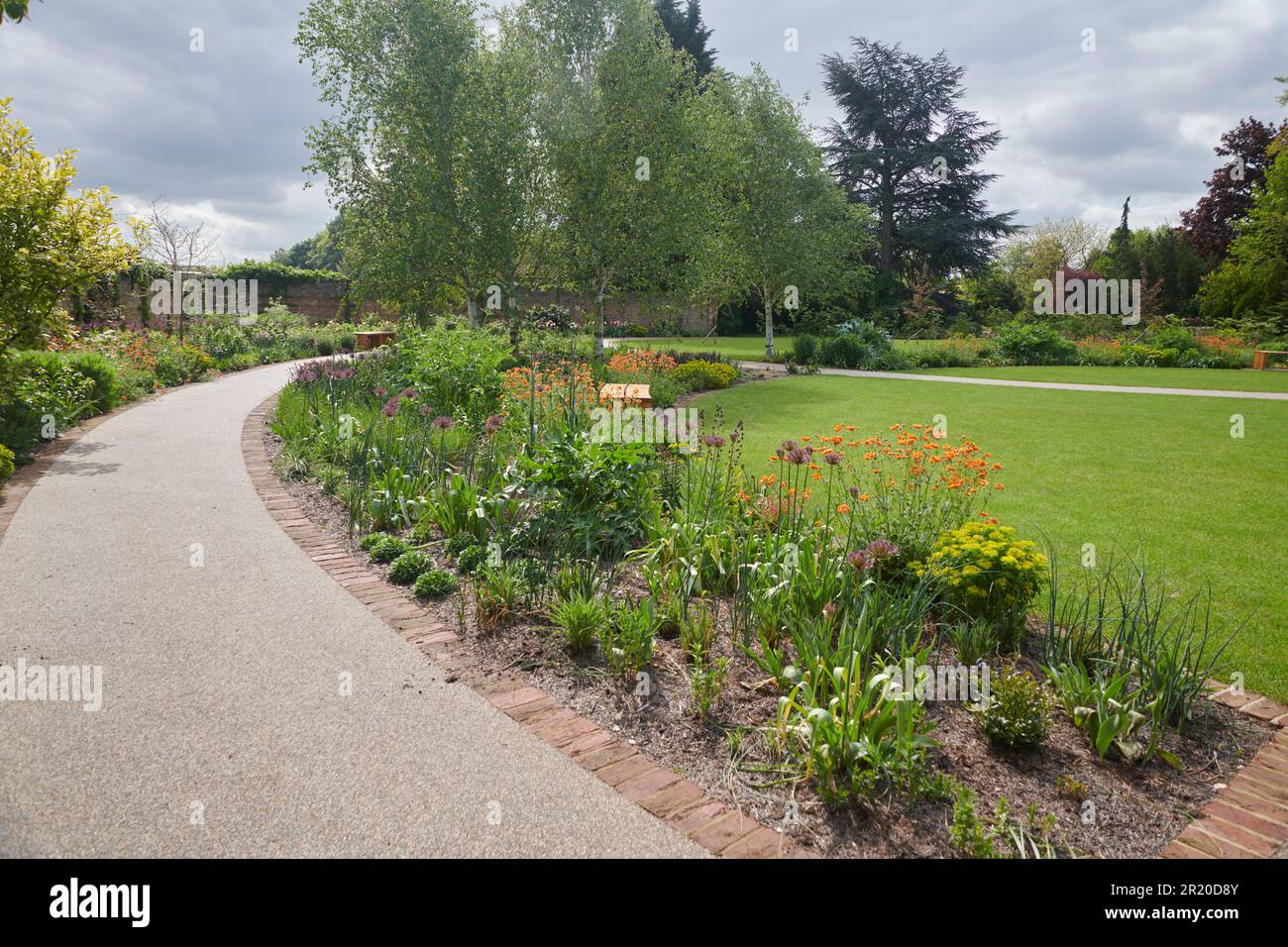 Burnby Hall Gardens in the springtime Stock Photo - Alamy