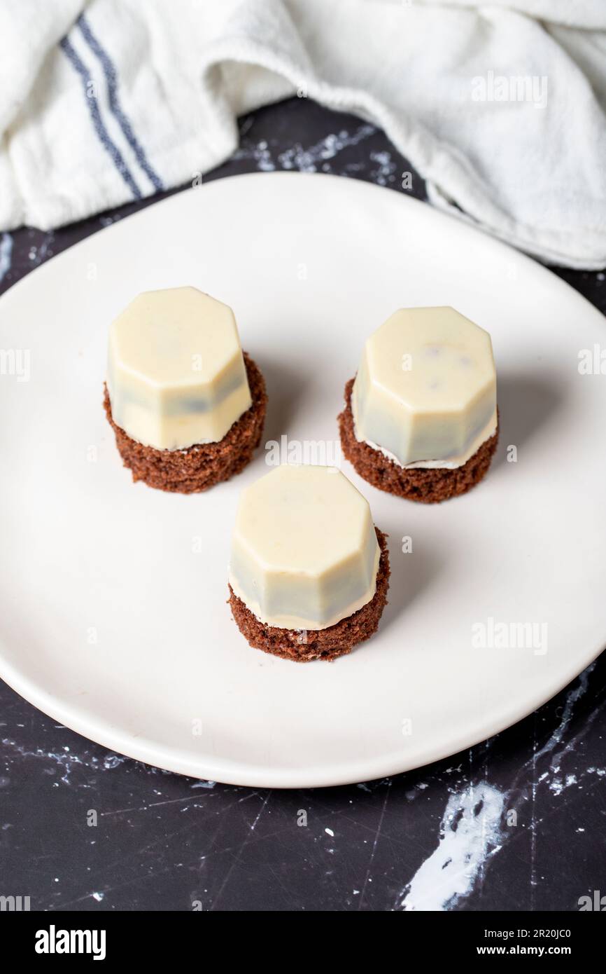 Covered in white chocolate hi-res stock photography and images - Alamy