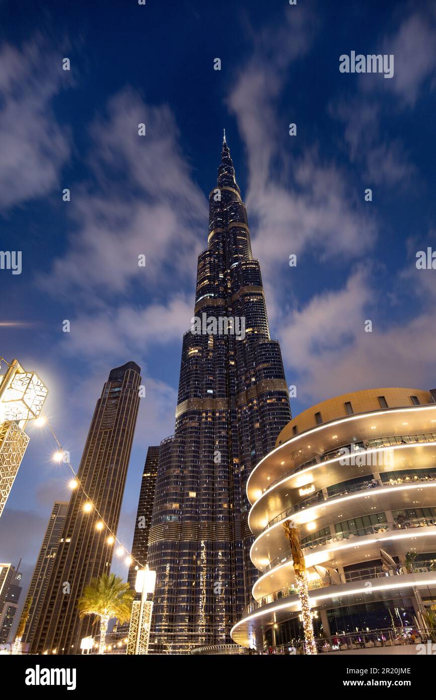 Famous building dubai hi-res stock photography and images - Alamy