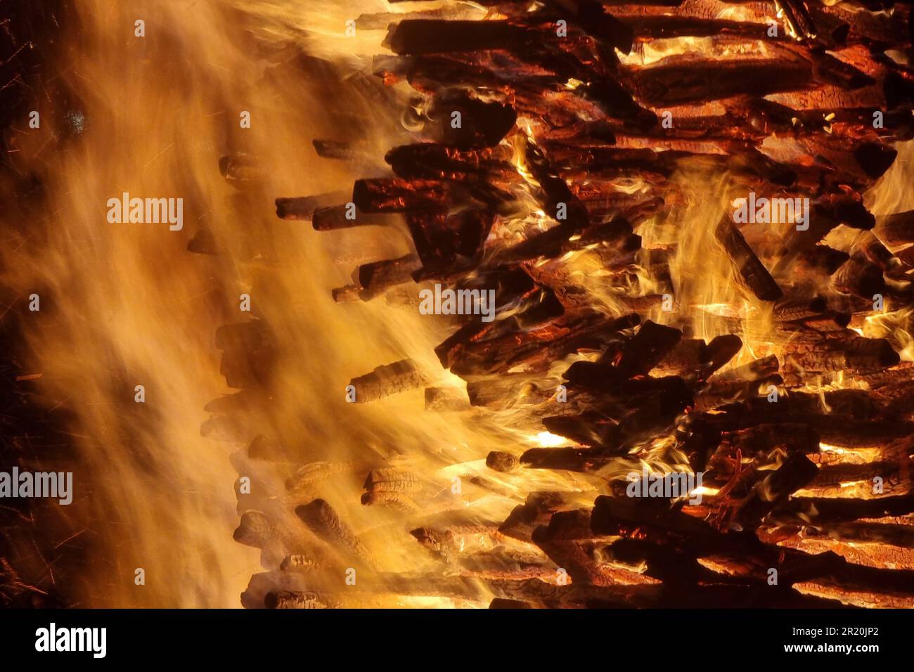 Bonfire campfire burning in night hi-res stock photography and images ...