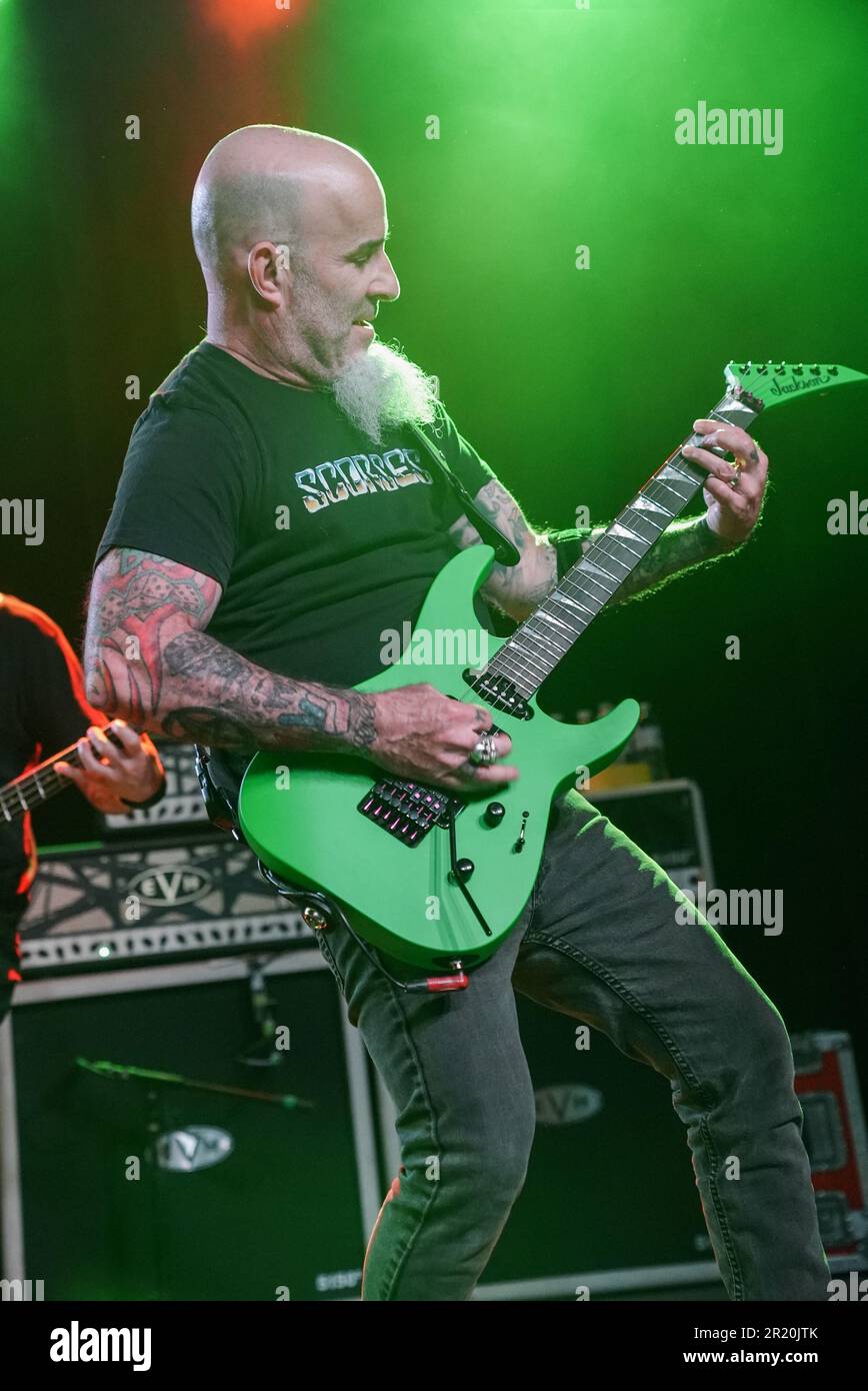 Mr. Bungle performing live at The Glass House in Pomona CA USA on May ...