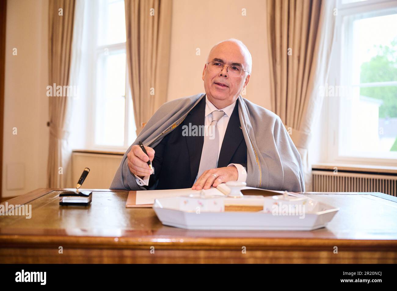 Larbi el hadj ali hi-res stock photography and images - Alamy