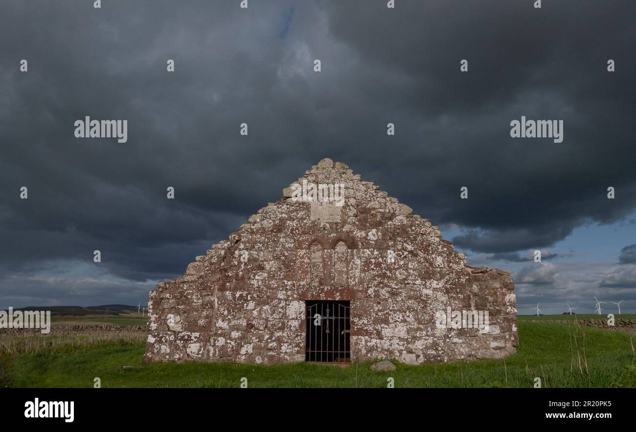 Weather, UK. 16th May, 2023. Dark clouds and bright sunshine over ...