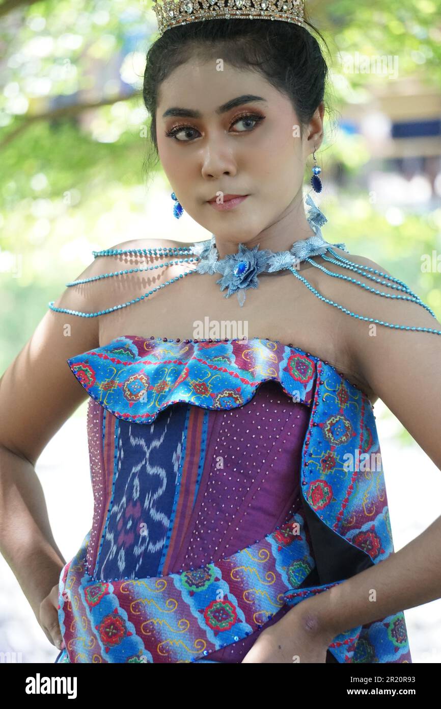 Indonesian model with batik clothes Stock Photo - Alamy