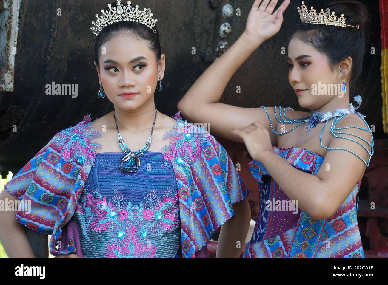 Indonesian model with batik clothes Stock Photo - Alamy