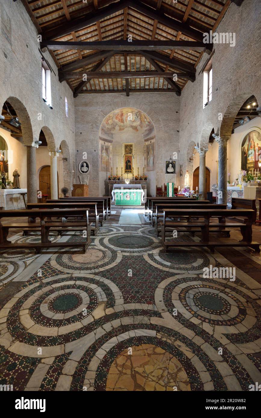 San Benedetto in Piscinula, Trastevere, Rome, Italy Stock Photo - Alamy